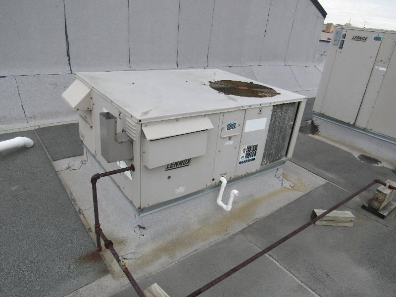 Lennox 3 Ton Roof Top HVAC Unit | Overland Park Smokehouse BBQ Complete ...