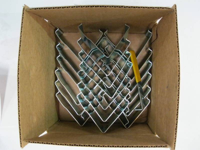U-Line H-4735 Heavy Duty Wood Crate Clips Box of 24 | Commercial ♦ ...