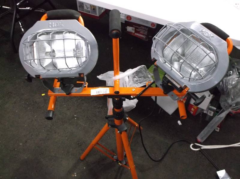 HDX Portable Dual Work Lights with Tripod | LED Work Lights, LED Halos ...