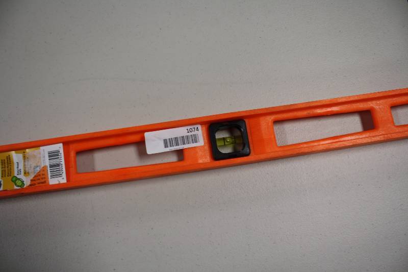 4 FOOT LEVEL | MARCUS HOUSE SOLUTIONS THURSDAY AUCTION - HOME,TOOLS ...