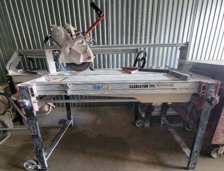 Metro Tile KC Surplus Sale - Gladiator Ralmond Wet Tile Saws, Glass ...