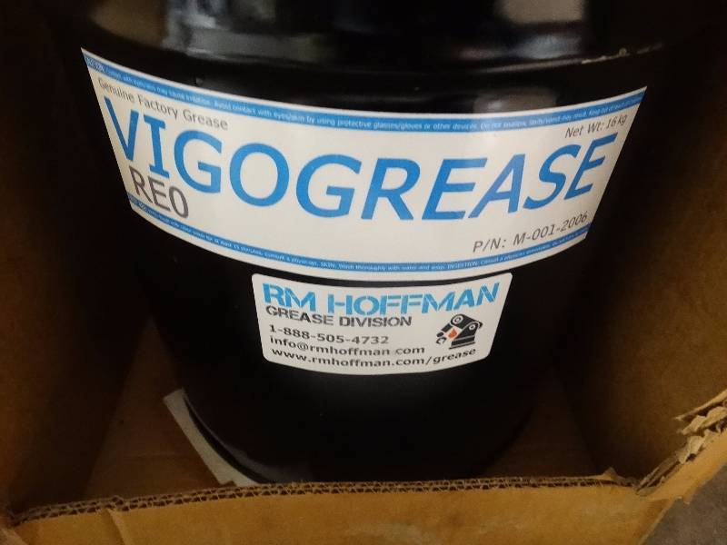 5 gallon bucket of robot grease/ Vigogrease reo | Wichita Restaurant ...