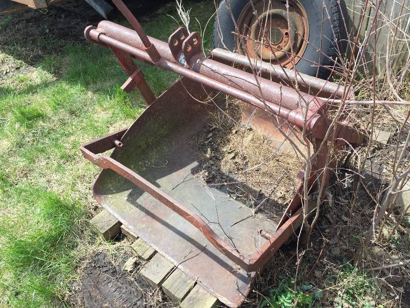 DEARBORN 3 PT. DIRT SCOOP - GREAT FOR FORD 8N TRACTORS | COMMERCIAL ...