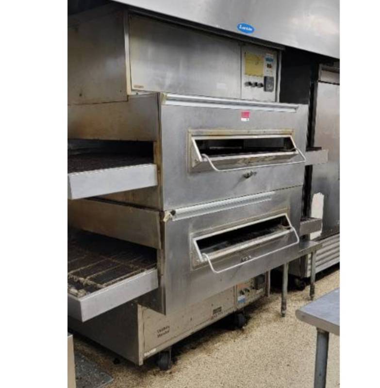 Independence, MO Minsky's Pizza 2024 Storage Clean-Out W/ 1998 Food ...