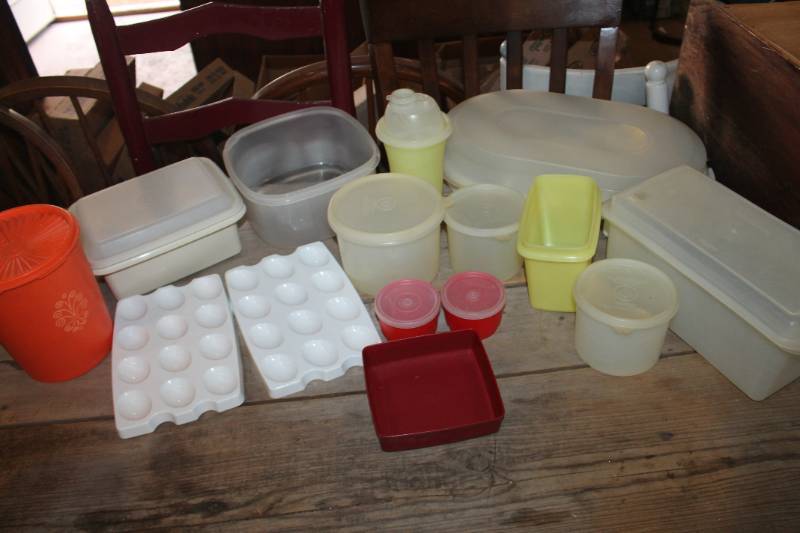 Tupperware, Vintage Toys, Home Decor, Books, Sewing Machine, Christmas ...