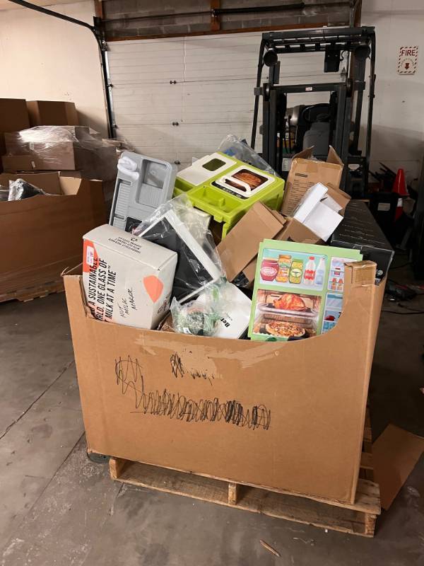 Summit Wholesale - Pallets - Warehouse Auction Items | Equip-Bid