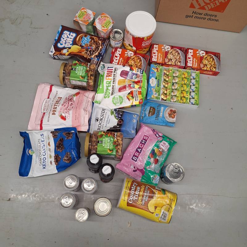 ~ Check Out This Awesome Food Auction ~ Stock Up Your Pantry On A ...