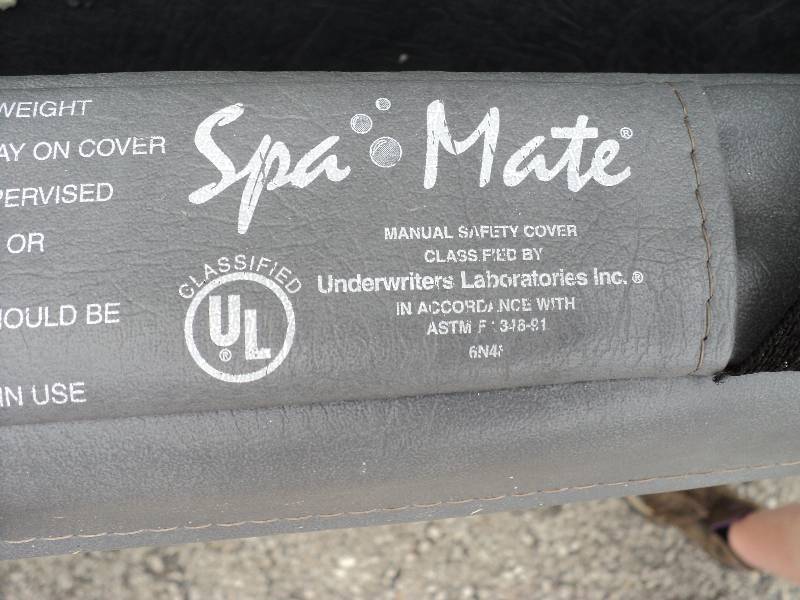 Spa Mate Spa Cover, gray, used but in good condition | TRS auctions ...