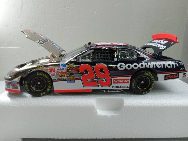 KC Bids OAK GROVE, MO Auction Featuring NASCAR Kevin Harvick Replica ...