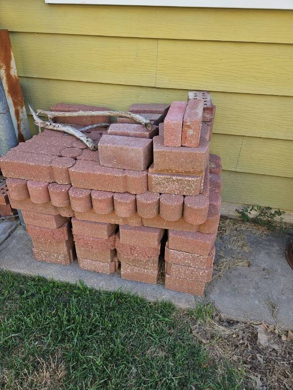 Aawesome Estate Sales online auction featuring Yard decor, Tools ...