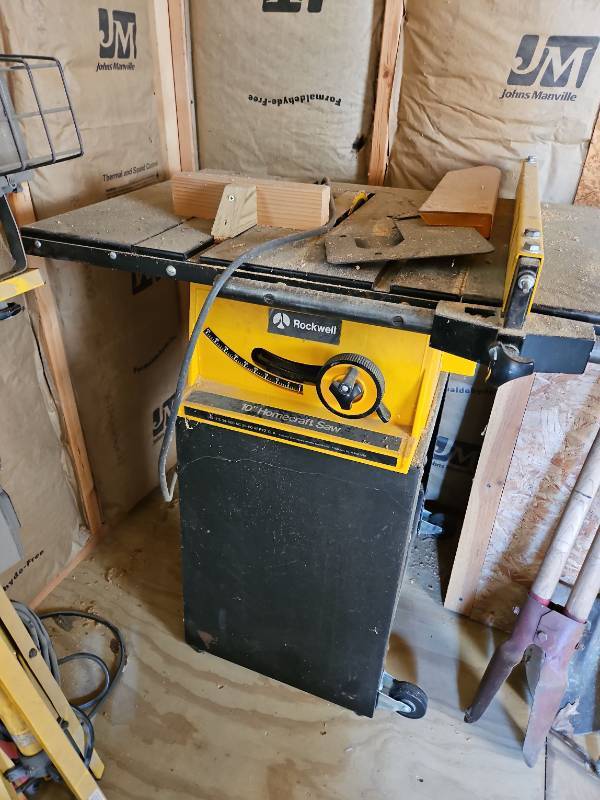 Aawesome Estate Sales online auction featuring Yard decor, Tools ...