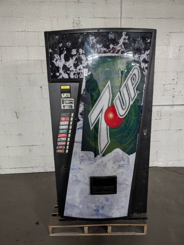 KCMO Pick-Up ~ Caves~ Forklifts, Pallet Jacks, Deli Displays, Coolers ...