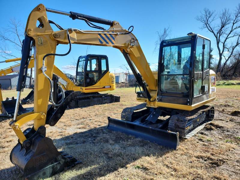 Oz Deals December Farm and Construction Auction ~ Ford 861 Diesel ...