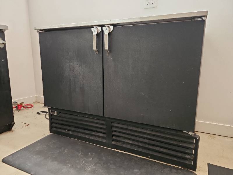 Olathe, Ks Wild Rye Ranch Event Center Liquidation With Furniture ...