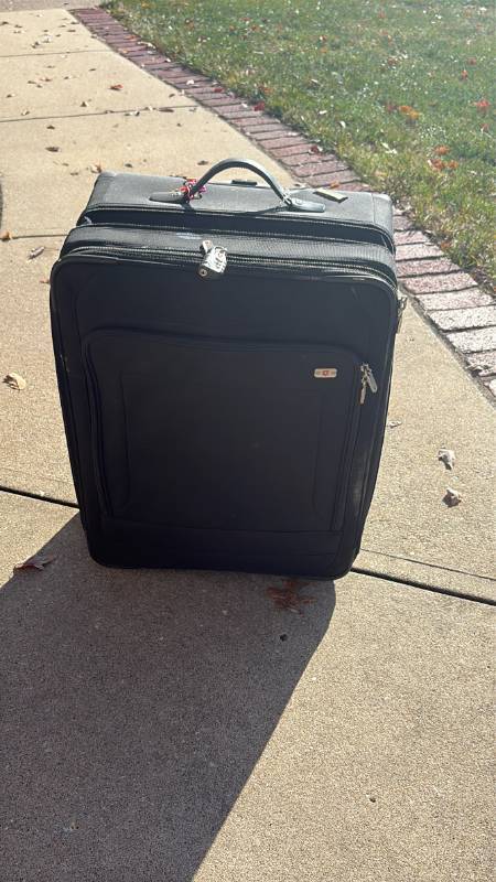 Antiques • Crystal Glassware • Tools • Vintage Décor • Collectibles ...