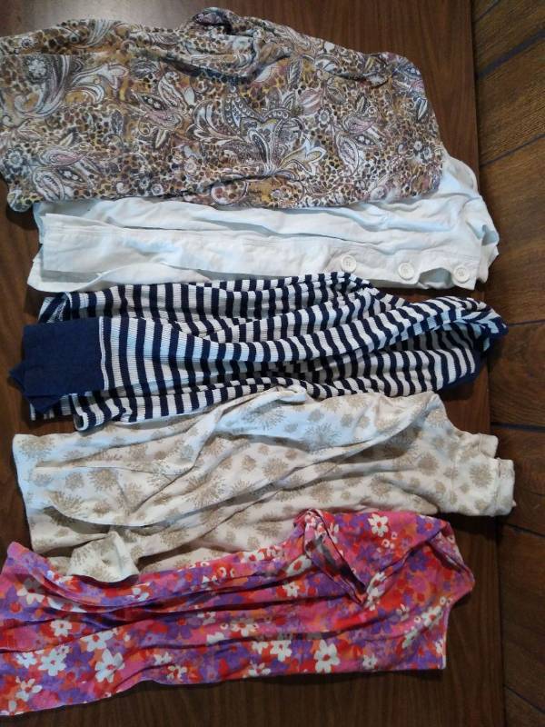 Everyday Auction Warehouse Men & Woman Clothes Estate Auction | Shirts ...