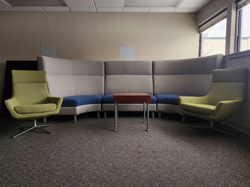 ROS Office KCMO~~ Cubicle Components, Smart Boards, SteelCase Chairs ...