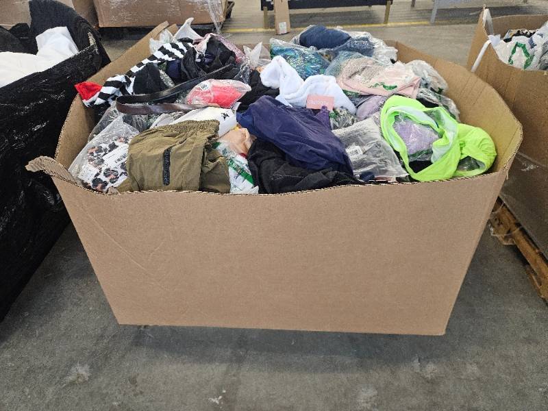 Agent 86 RUSH Clothing and Clothing Pallets Auction! $20,000+ Of Retail ...
