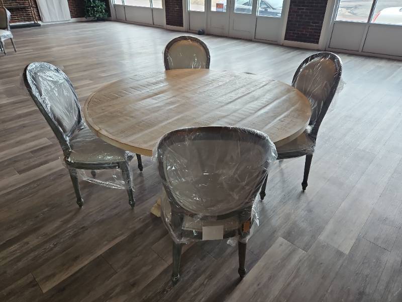 Sabetha, KS Brick Street Furniture & Wine Co Complete Liquidation W ...