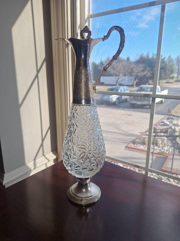 Unique Items In LARGE Clearwater Estate Sale - NIP Items, Bose, Rogers ...