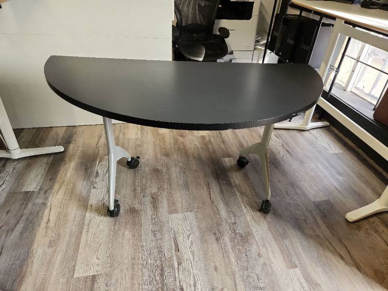 Furniture Auction With EM Auctions | Equip-Bid