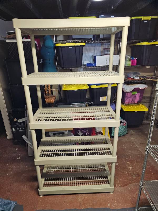 Olathe Pick-up~ Beautiful Furniture~ Bicycles~ Storage Shelving~ More ...
