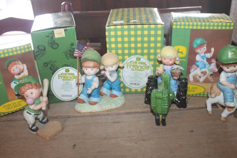 Antiques, Vintage, Collectibles John Deere, Toys, Milk Glass, Linens ...