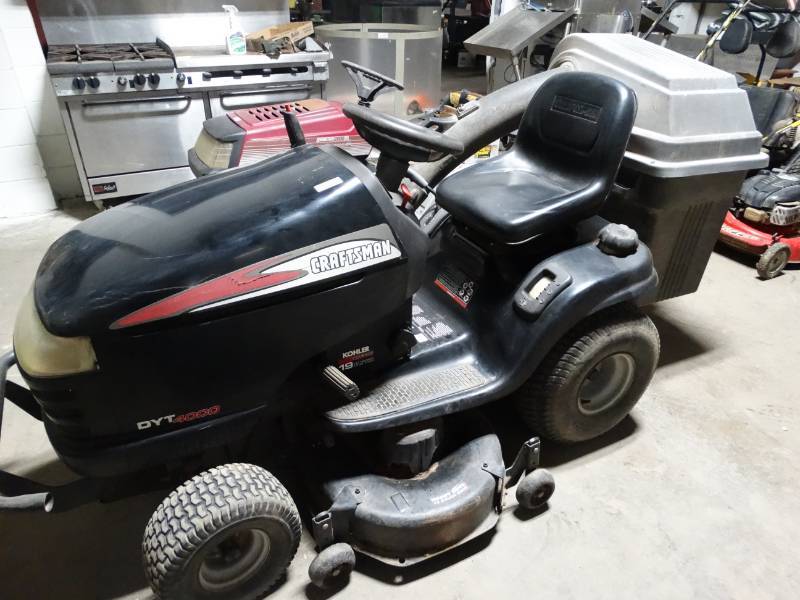 Craftsman DYT 4000 riding lawn mower w/ bagger- 19 hp- 42" cut ...
