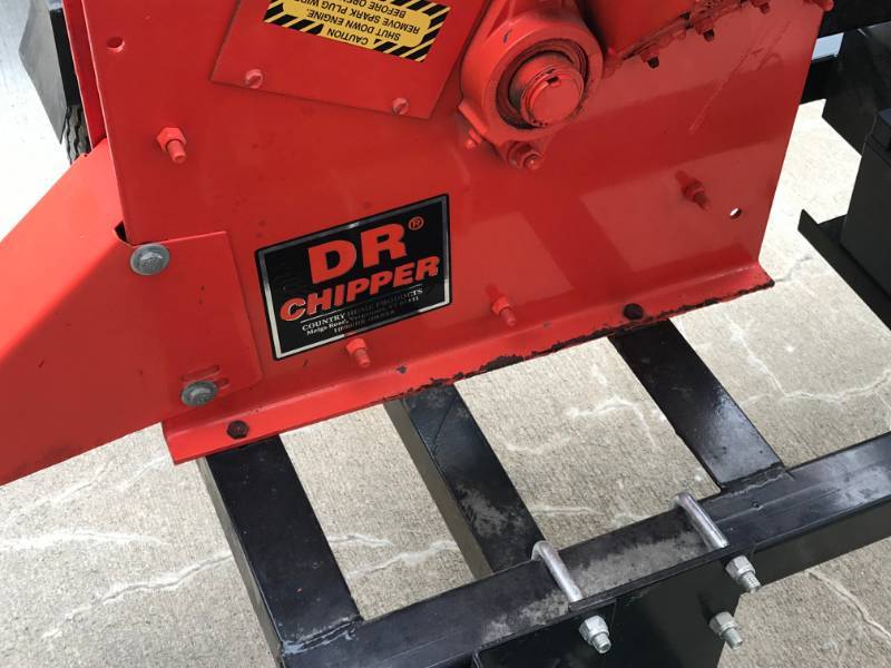 18HP DR TOWABLE CHIPPER MODEL C18-CHP Purchased last year used one time ...