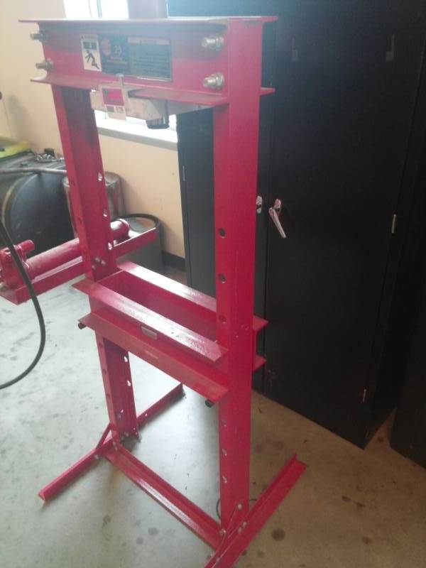 Mechanical Vatterott College ♦Forklift♦MAC Tool Chests♦Freightliner♦ ...