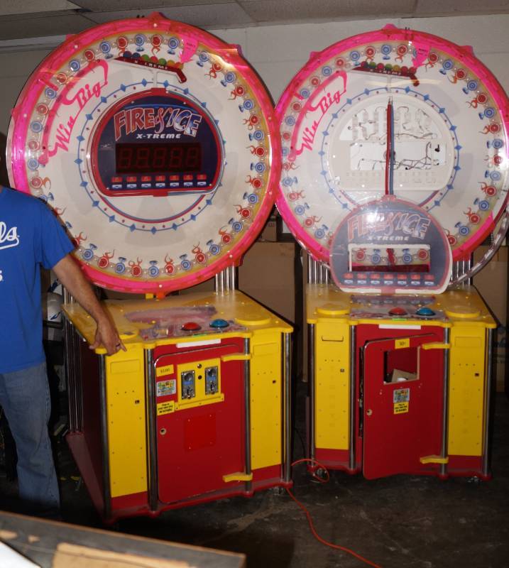 Arcade VIDEO GAMES Blow Out! Bid Now and Save Big! Claw Games ...